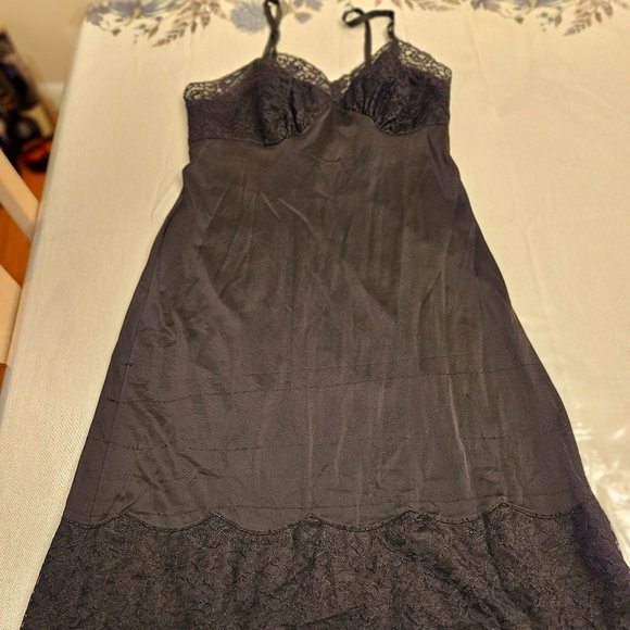 Source Unknown | Intimates & Sleepwear | Vintage Black Lace Slip | Poshmark